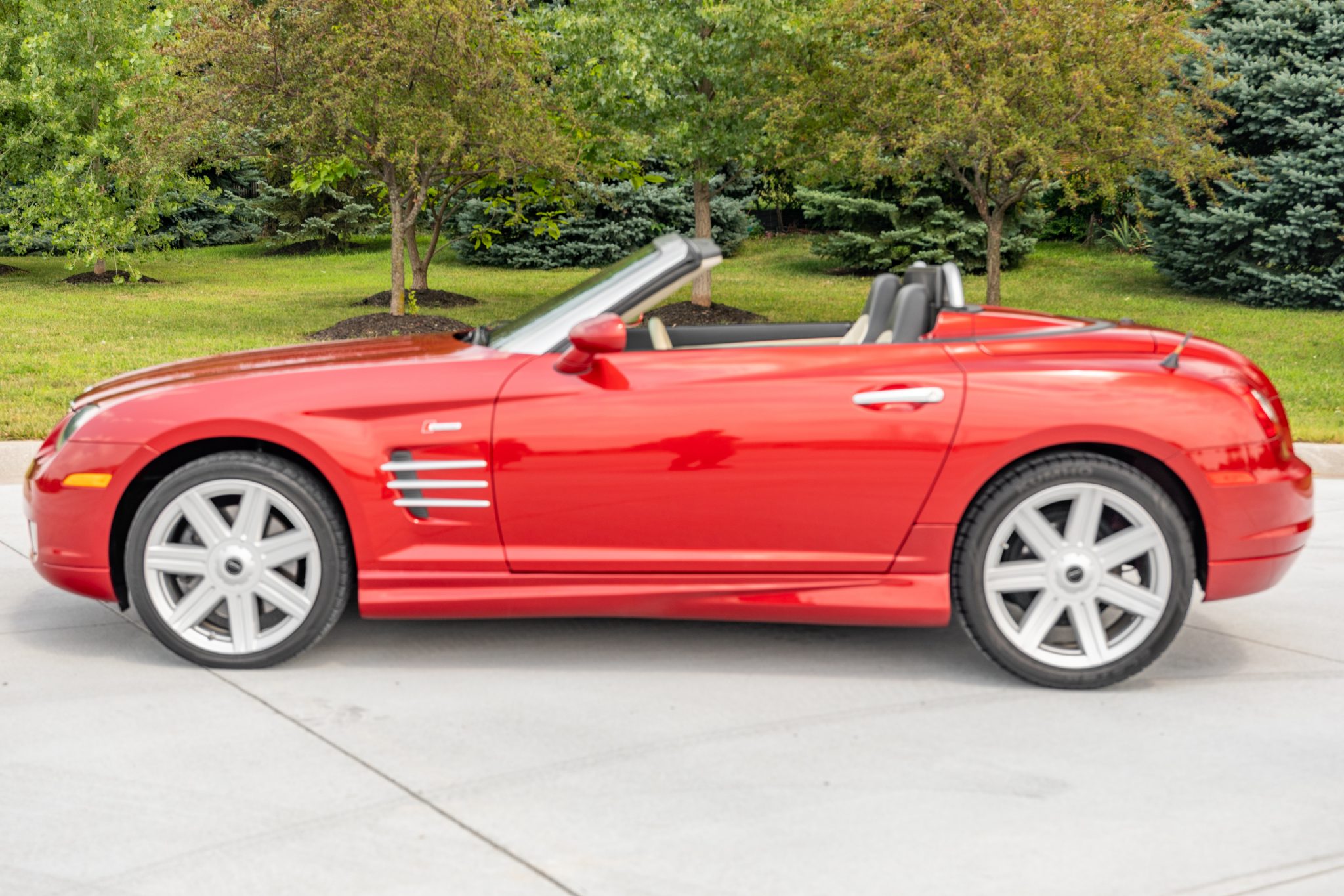 2005 Chrysler Crossfire Roadster Limited – Chalo Auto Sales