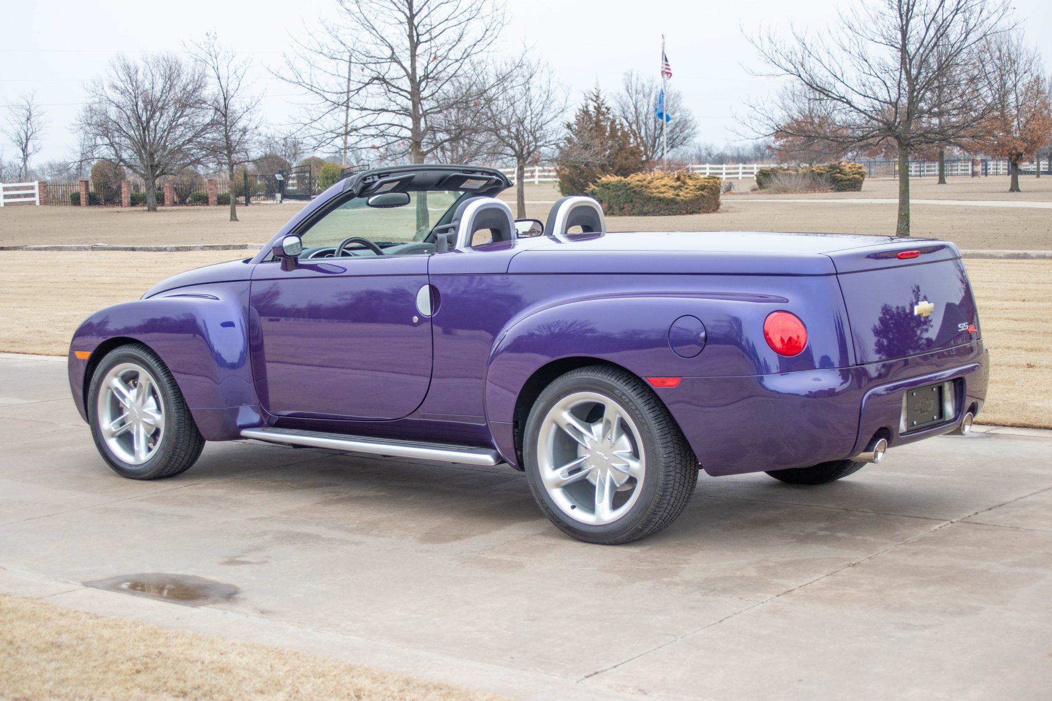 2004 Chevrolet SSR – Chalo Auto Sales